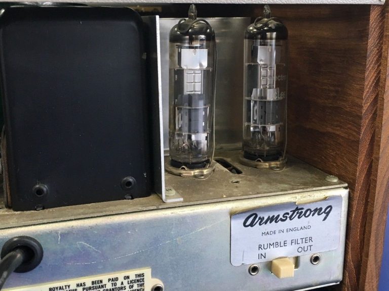 ARMSTRONG: Their rare valve tuner - Audiophile News & Music Review
