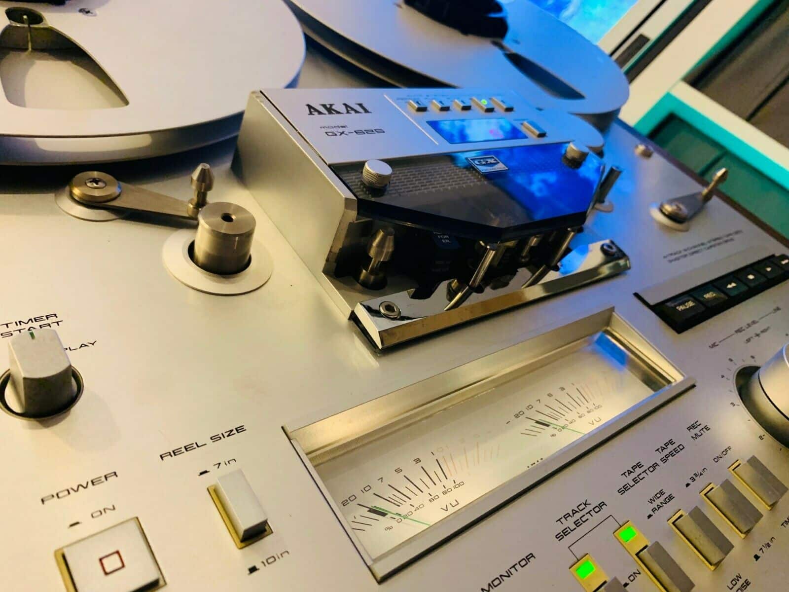 AKAI: GX-625 image gallery - Audiophile News & Music Review