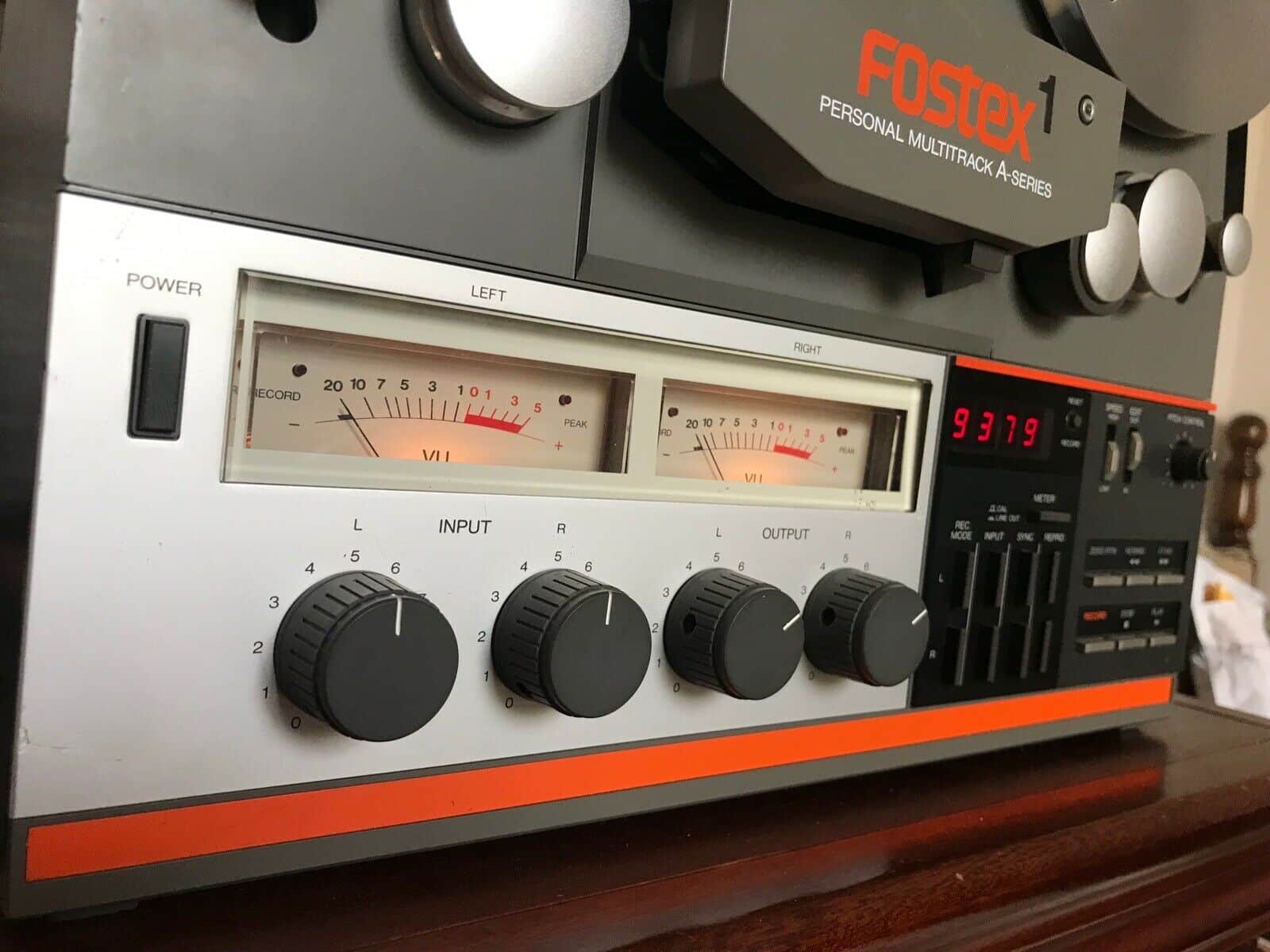 FOSTEX: A2 open reel. Fine images of a fine pro machine - Audiophile ...