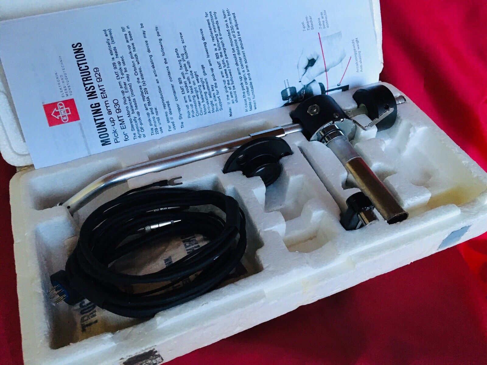 EMT 909 Tone arm looking very good indeed - Audiophile News & Music Review
