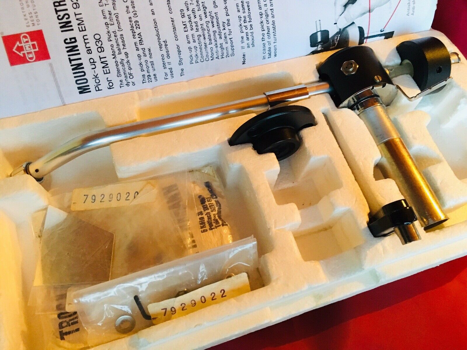 EMT 909 Tone arm looking very good indeed - Audiophile News & Music Review