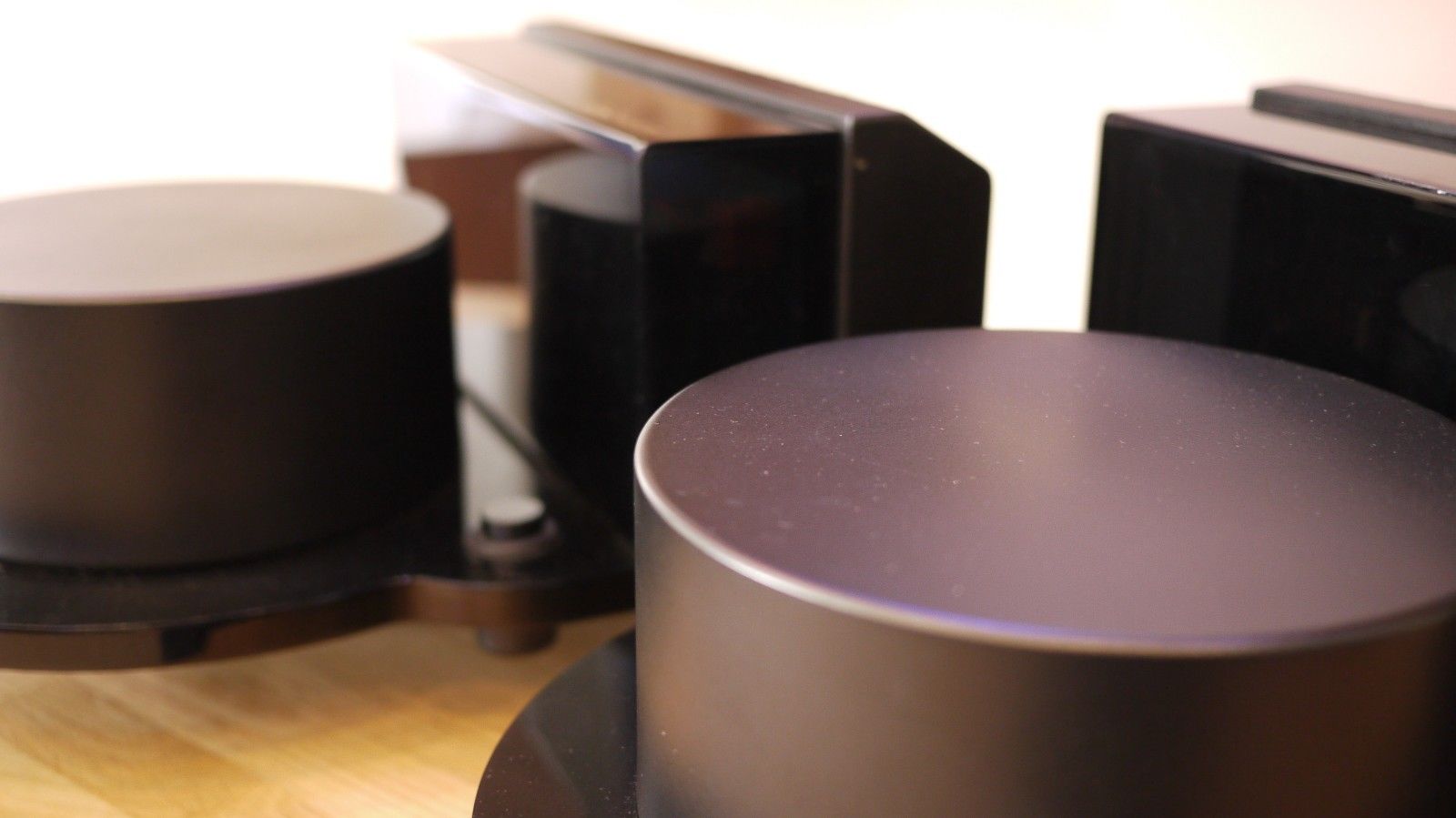 MICHELL ENG: Alecto Mk2 – few images | Audiophile News & Music Review