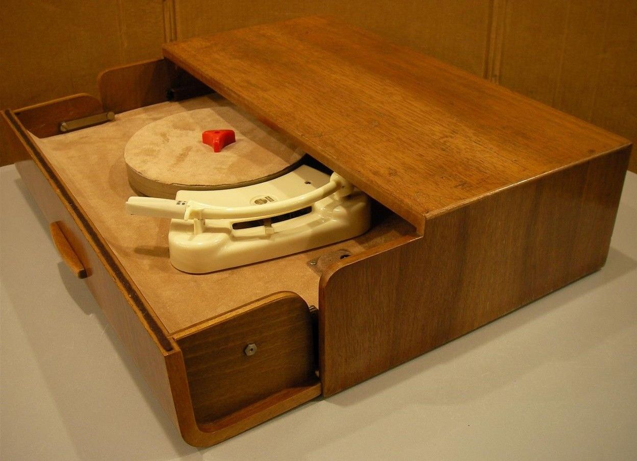 PHILIPS: HCH 303 turntable in a drawer - Audiophile News & Music Review
